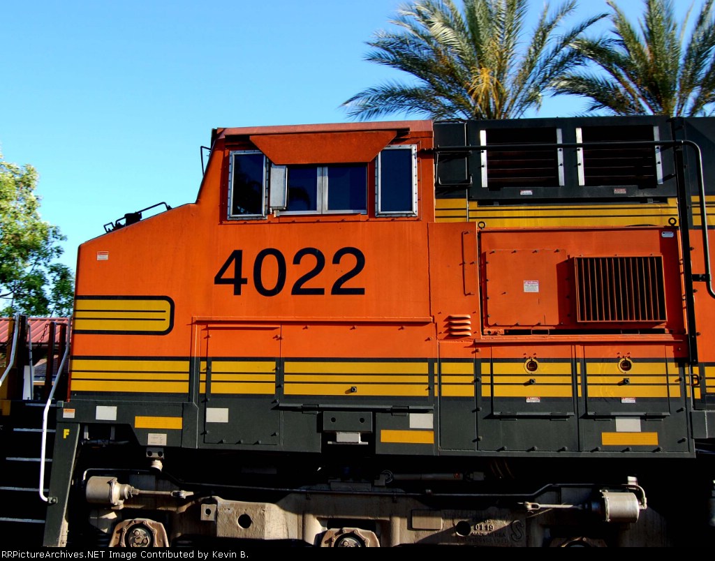 BNSF 4022